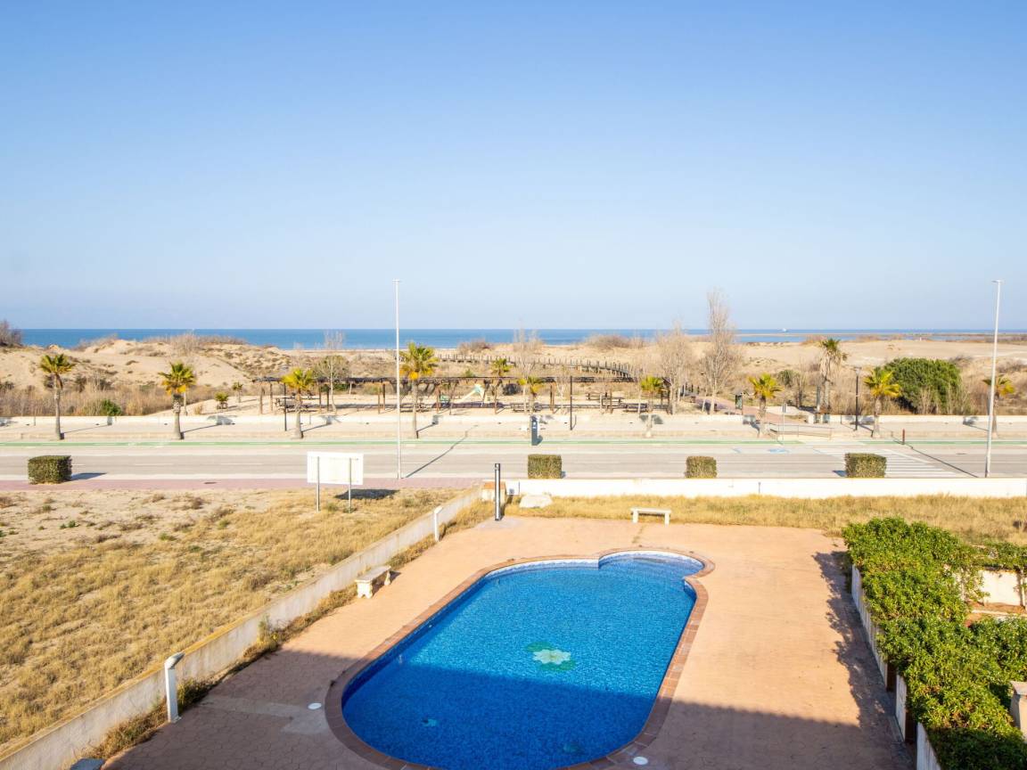 91 M² House ∙ 4 Bedrooms ∙ 9 Guests - Riumar