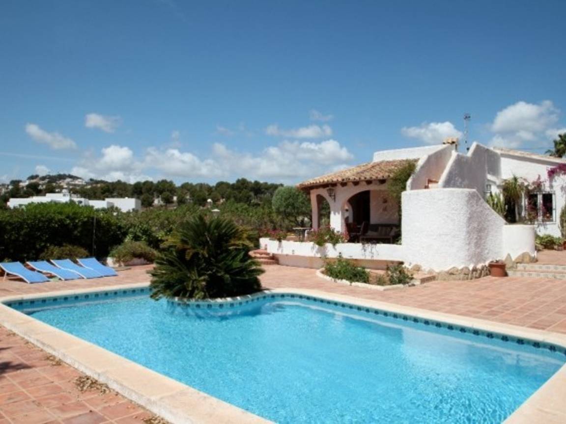 120 M² Villa ∙ 3 Bedrooms ∙ 6 Guests - Moraira