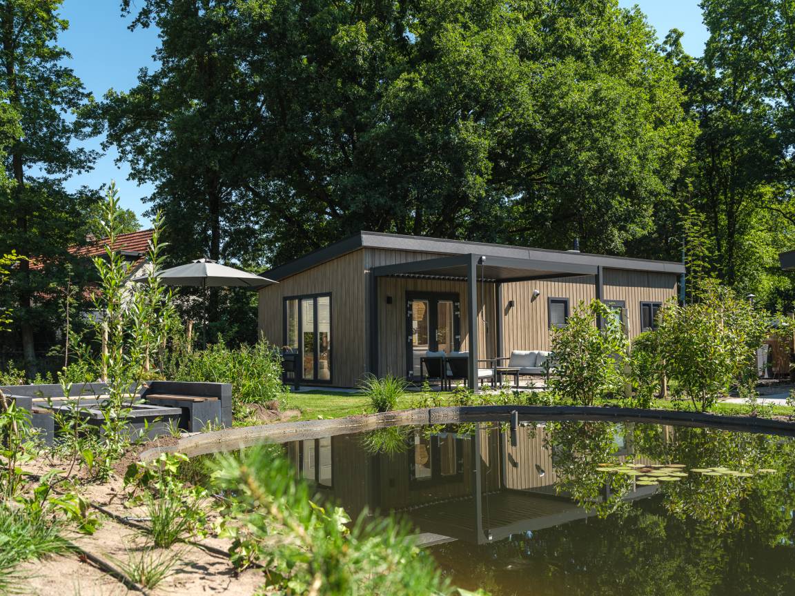 Bungalow ∙ 2 Bedrooms ∙ 4 Guests - Deventer