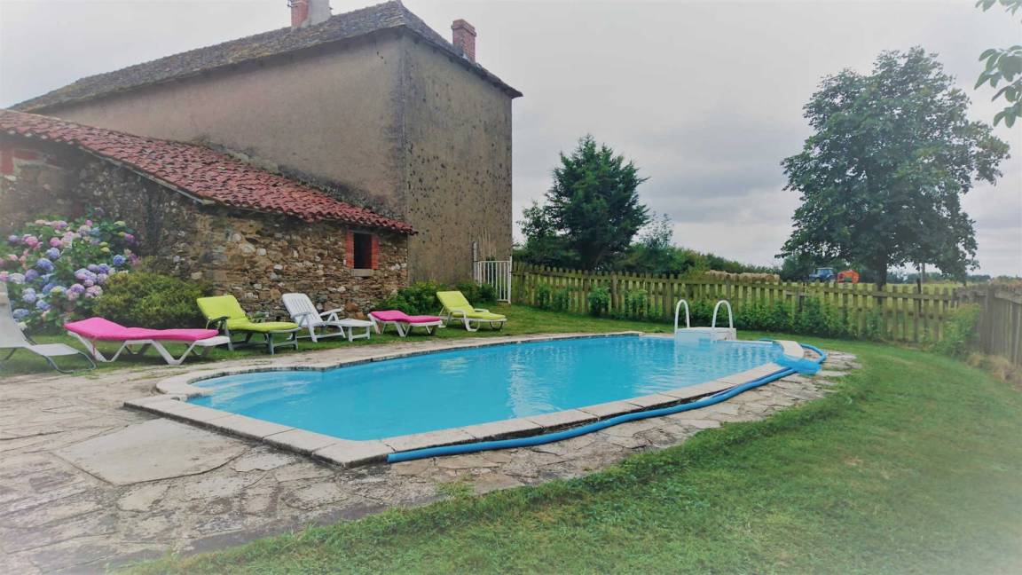 160 M² Gîte ∙ 5 Chambres ∙ 12 Personnes - Tarn