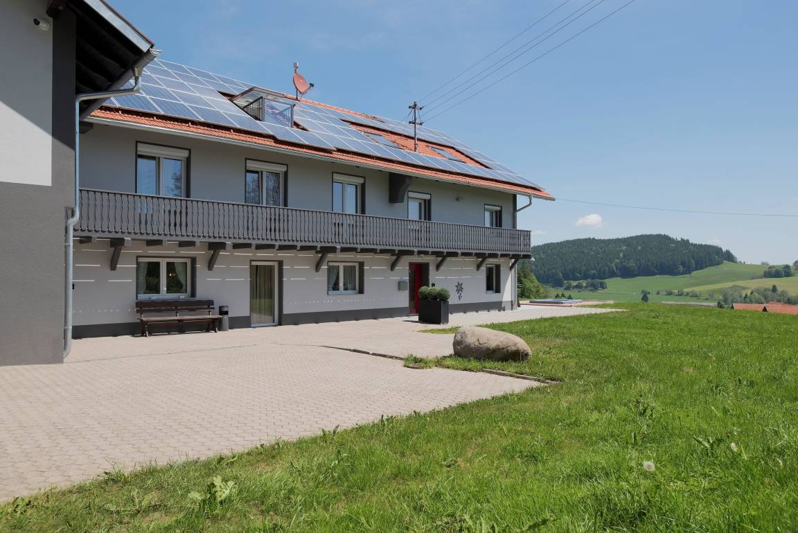 300 M² House ∙ 6 Bedrooms ∙ 17 Guests - Kempten