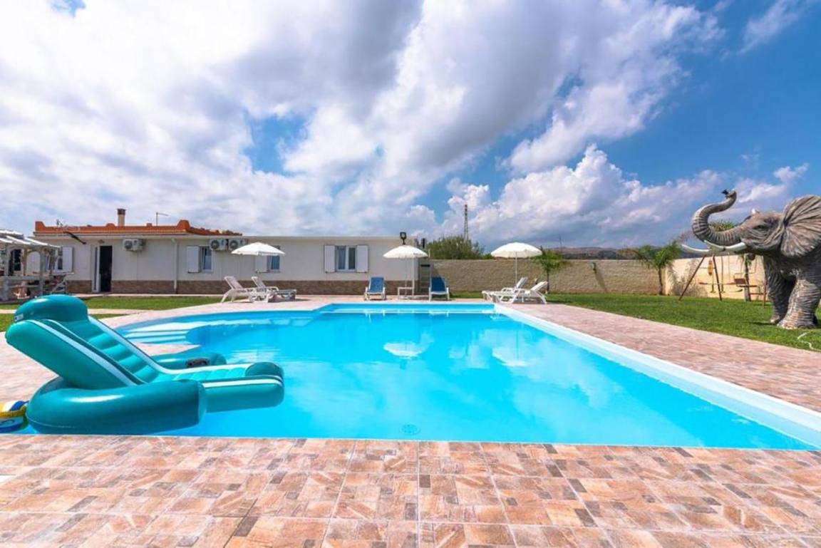 60 M² Appartement ∙ 3 Chambres ∙ 6 Personnes - Avola