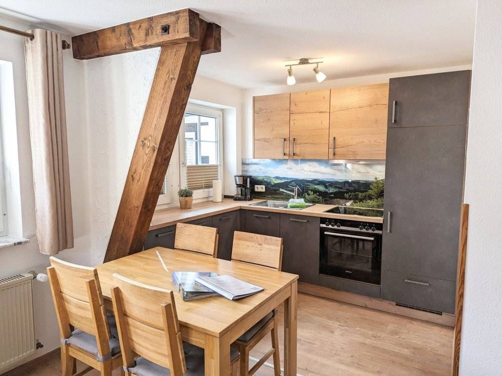 45 M² Ferienwohnung ∙ 1 Schlafzimmer ∙ 4 Gäste - Hilchenbach