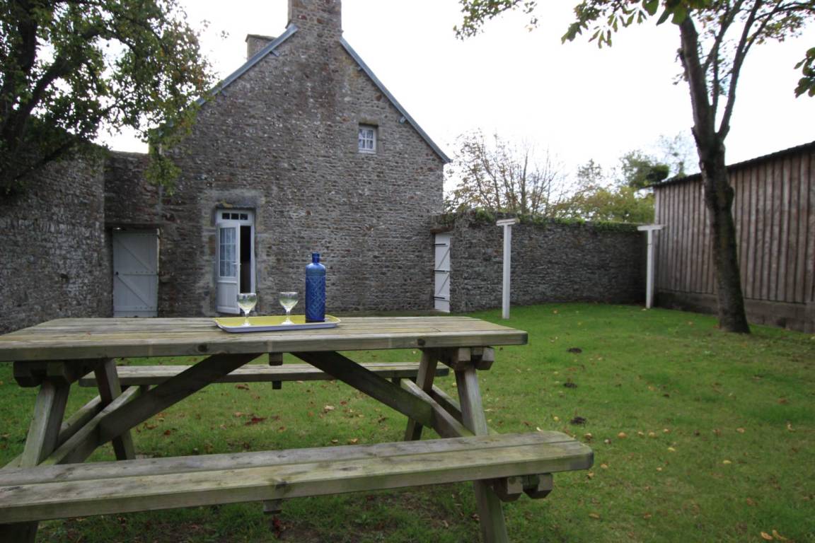 50 M² Gîte ∙ 2 Chambres ∙ 3 Personnes - Manche