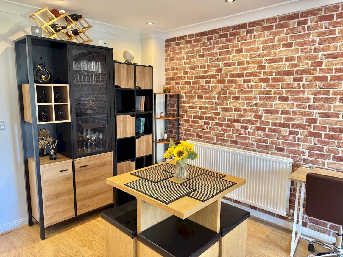 70 평방 미터 주택 ∙ 침실 2개 ∙ 게스트 4명 - 스완지