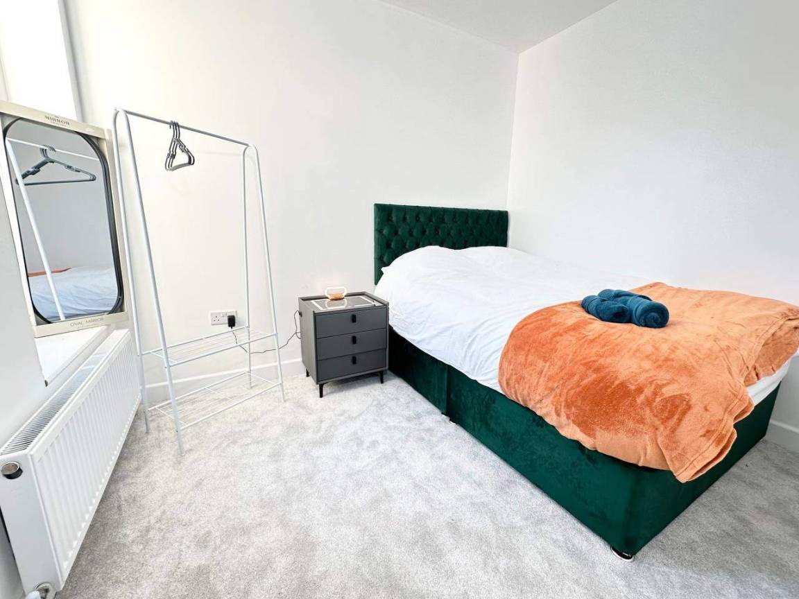 125 M² Maison De Vacances ∙ 4 Chambres ∙ 11 Personnes - Portsmouth
