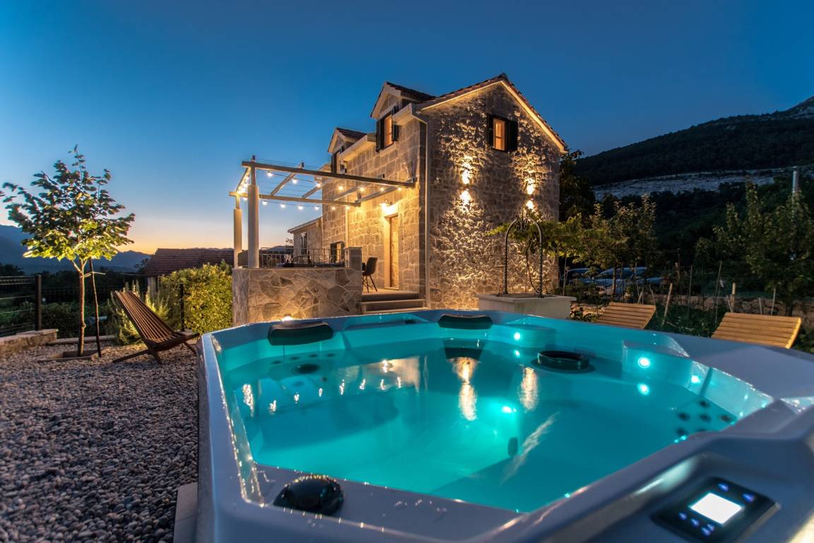 55 M² Villa ∙ 2 Schlafzimmer ∙ 4 Gäste - Makarska Riviera