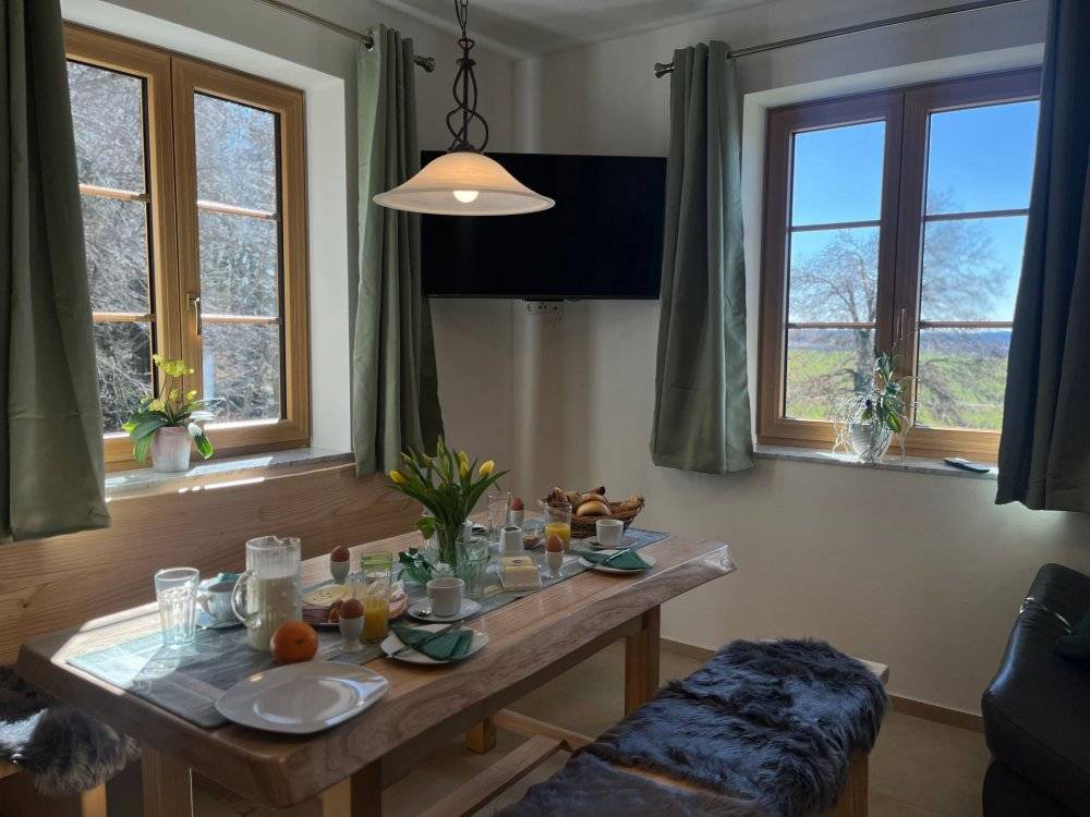 74 M² Ferienwohnung ∙ 2 Schlafzimmer ∙ 4 Gäste - Dorfen