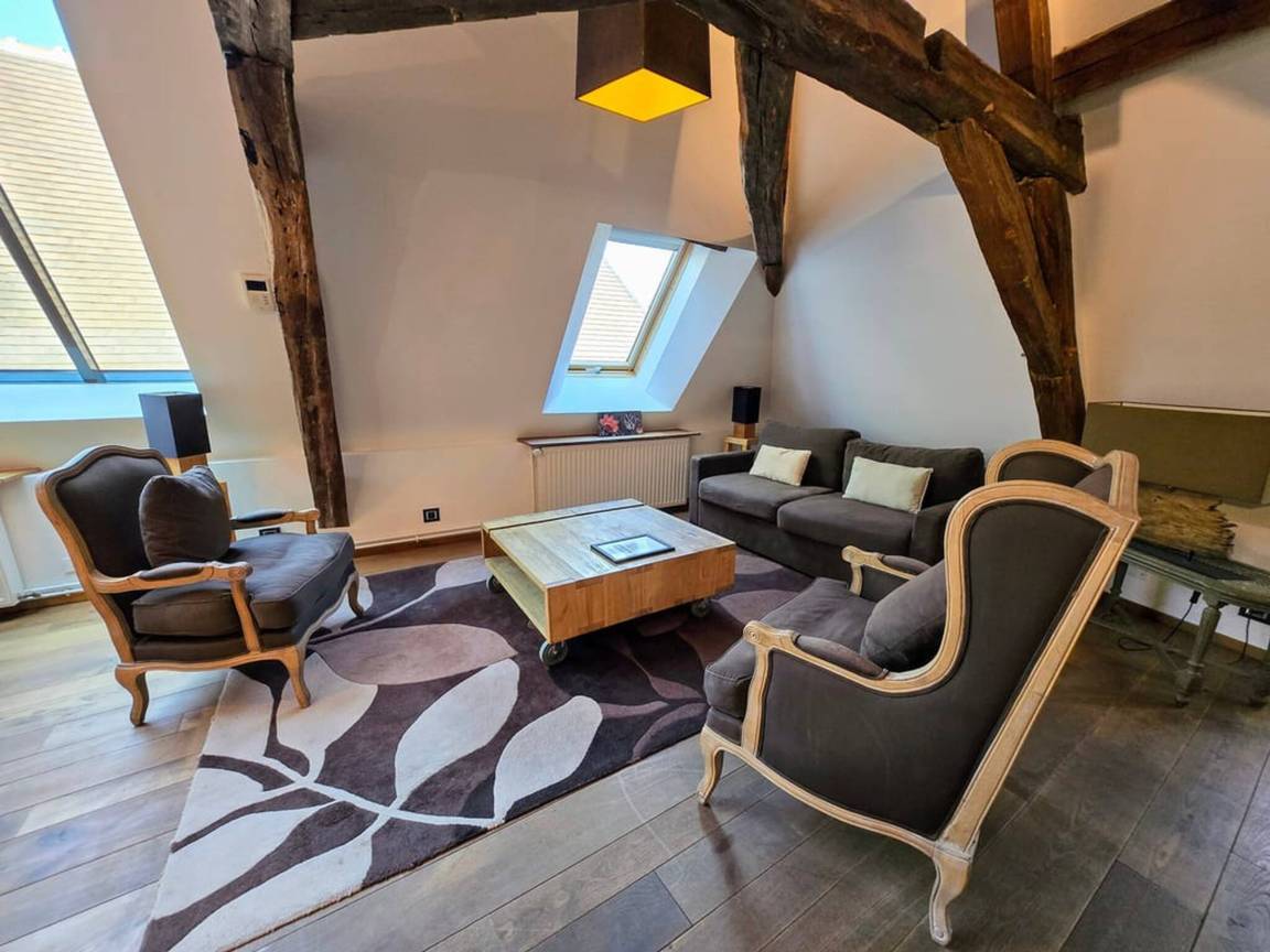 75 M² Appartement ∙ 1 Chambre ∙ 4 Personnes - Auxerre