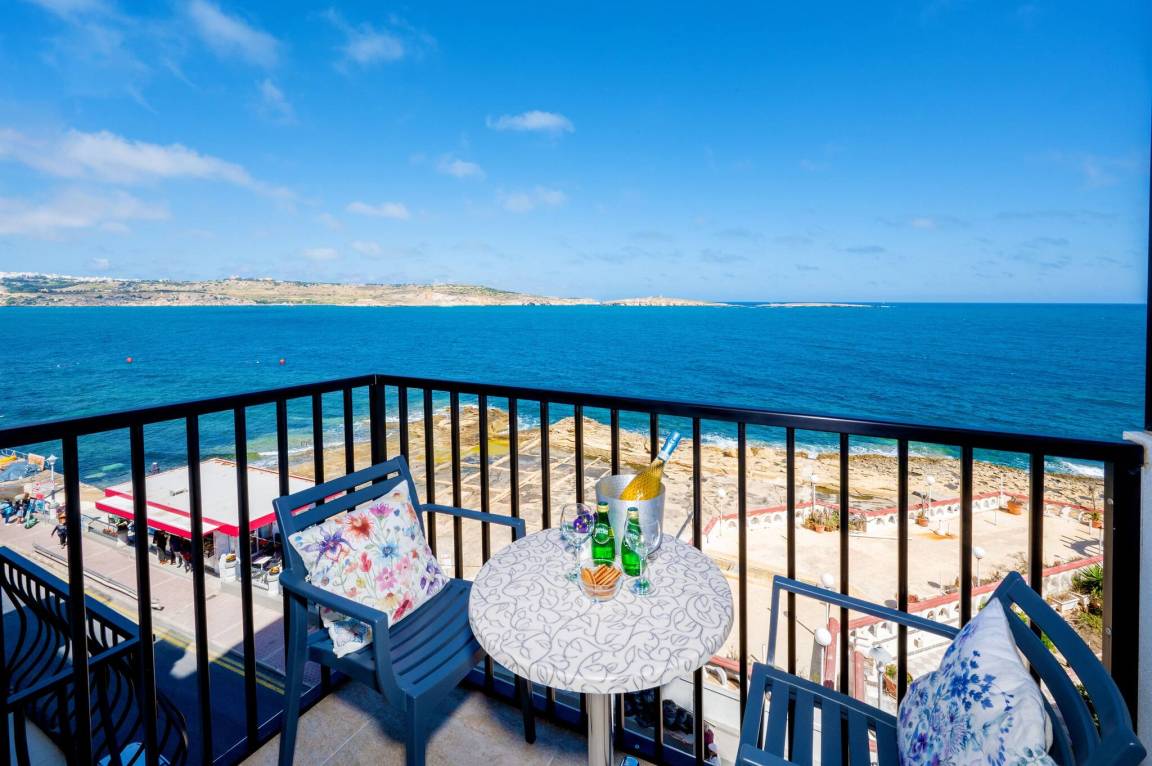 63 M² Apartamento ∙ 3 Habitaciones ∙ 6 Huéspedes - Malta