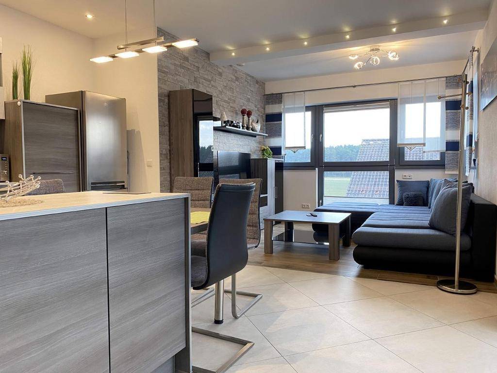 65 M² Ferienwohnung ∙ 1 Schlafzimmer ∙ 3 Gäste - Wackersdorf