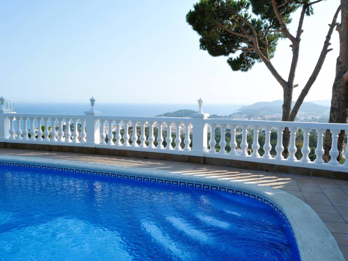 400 M² Maison De Vacances ∙ 9 Chambres ∙ 17 Personnes - Lloret de Mar
