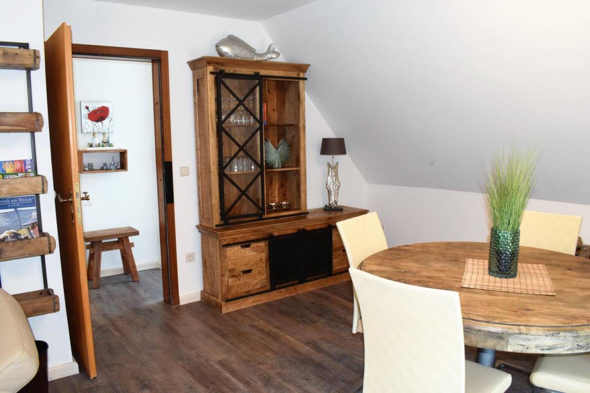 85 M² Ferienwohnung ∙ 3 Schlafzimmer ∙ 6 Gäste - Langeneß