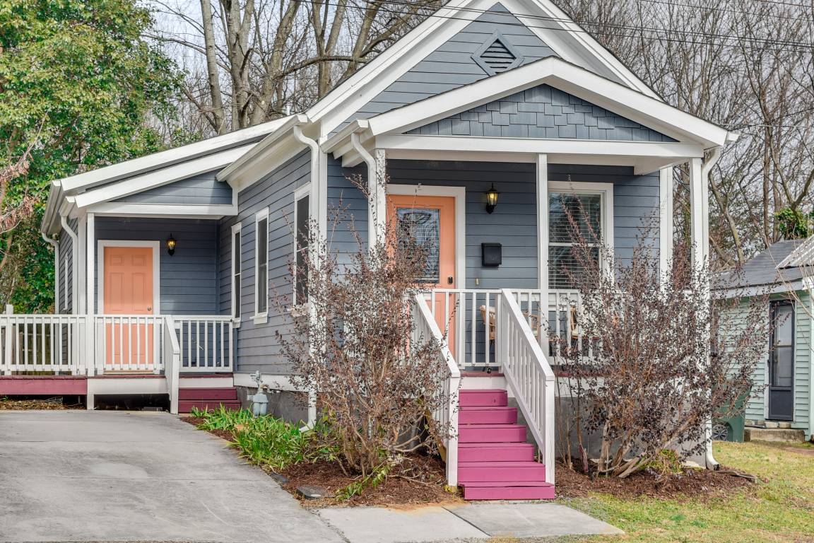 88 M² House ∙ 2 Bedrooms ∙ 4 Guests - Raleigh, NC