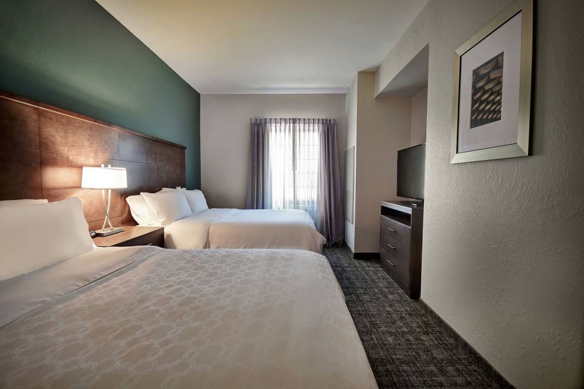 243 M² Hotel ∙ 2 Habitaciones ∙ 7 Huéspedes - Holland, MI
