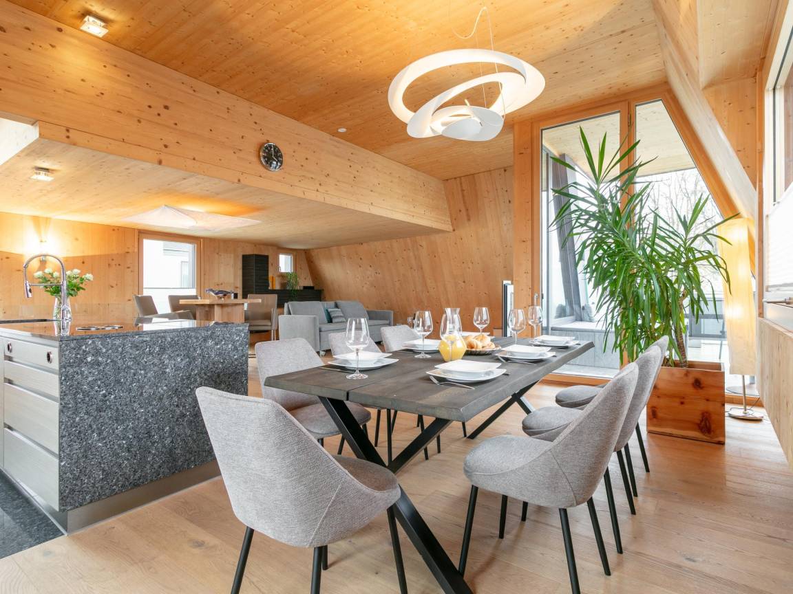 132 M² Ferienwohnung ∙ 2 Schlafzimmer ∙ 8 Gäste - Wörgl