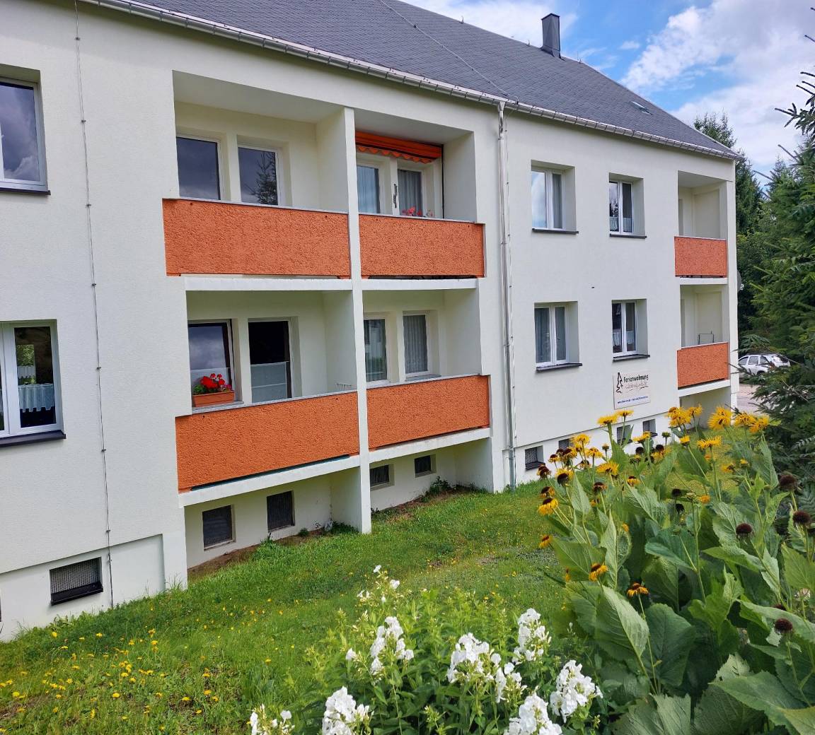 60 M² Ferienwohnung ∙ 2 Schlafzimmer ∙ 6 Gäste - Eibenstock
