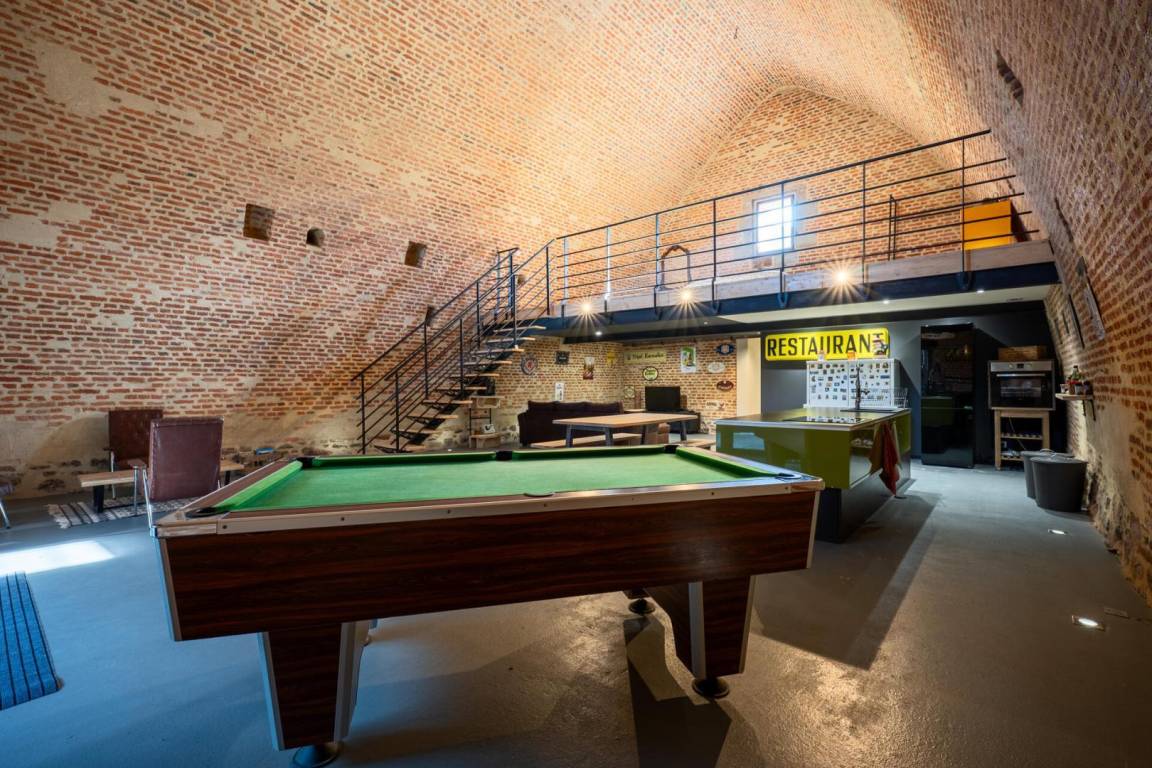 180 M² Gîte ∙ 1 Chambre ∙ 6 Personnes - Ardennes