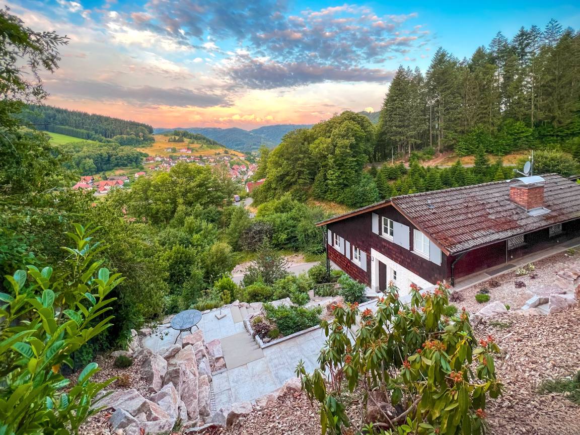 80 M² Ferienhaus ∙ 2 Schlafzimmer ∙ 4 Gäste - Sasbachwalden