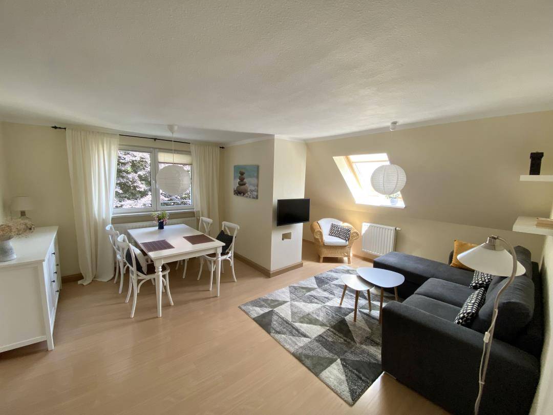 46 M² Ferienwohnung ∙ 1 Schlafzimmer ∙ 4 Gäste - Schleiz