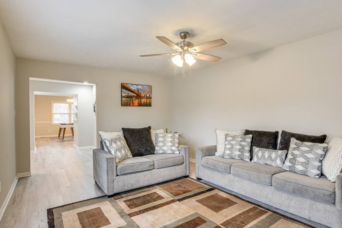 212 M² House ∙ 3 Bedrooms ∙ 6 Guests - Fayetteville, NC