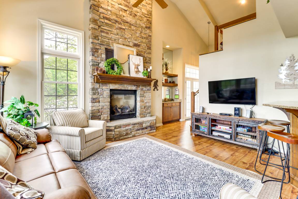 185 M² House ∙ 3 Bedrooms ∙ 8 Guests - Lake Harmony, PA