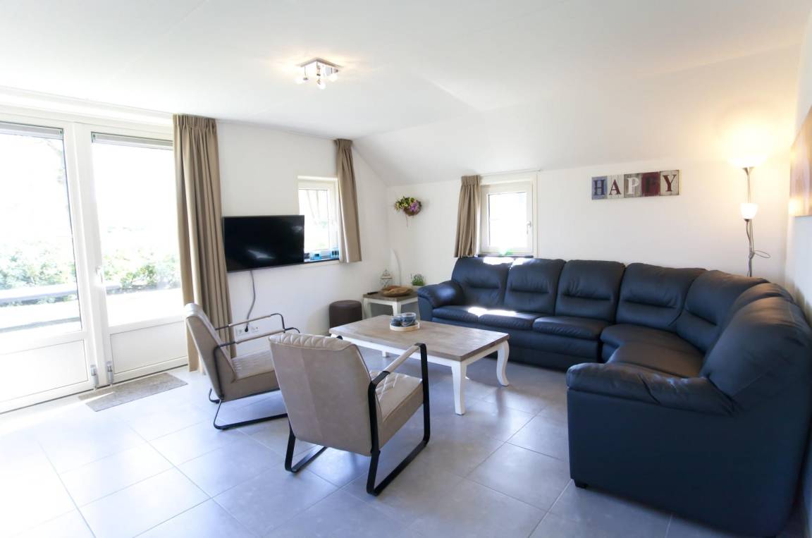 Bungalow ∙ 4 Bedrooms ∙ 8 Guests - Arnhem