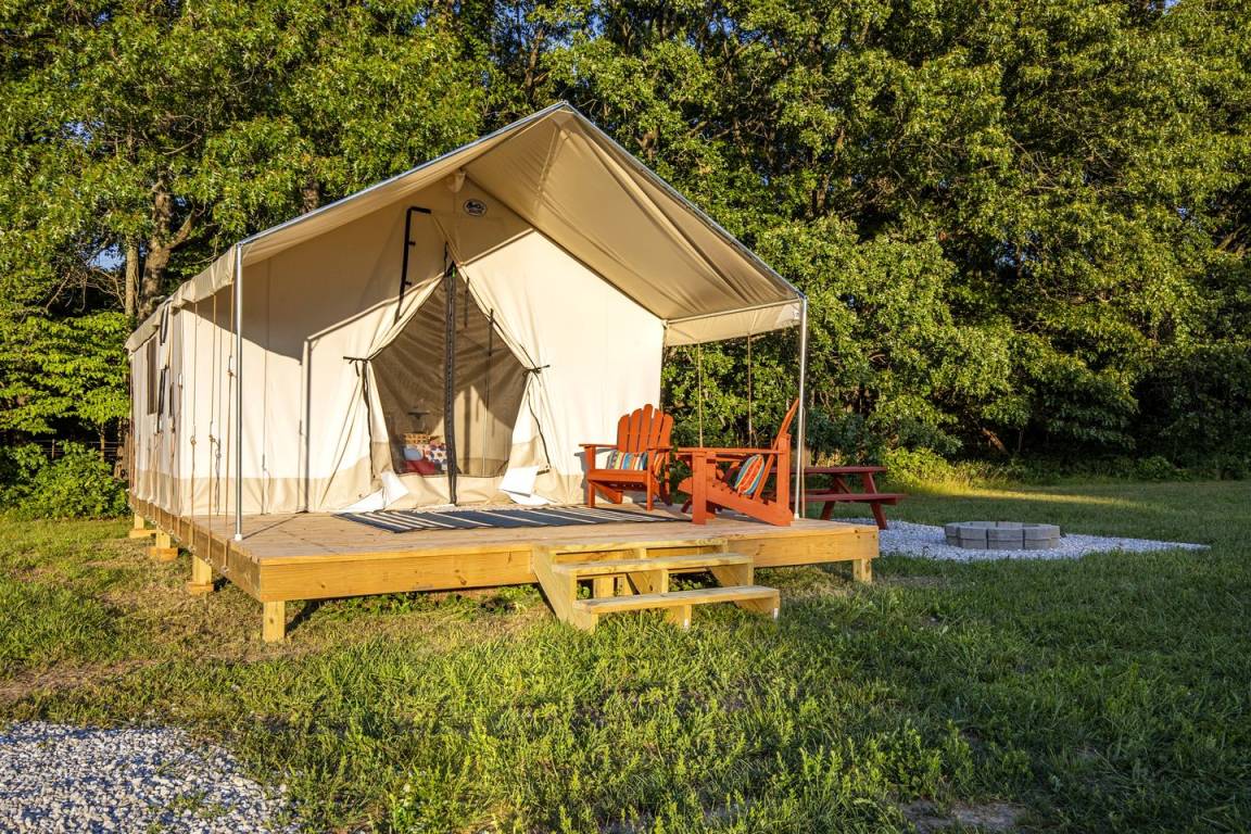 Camping ∙ 1 Bedroom ∙ 2 Guests - Missouri