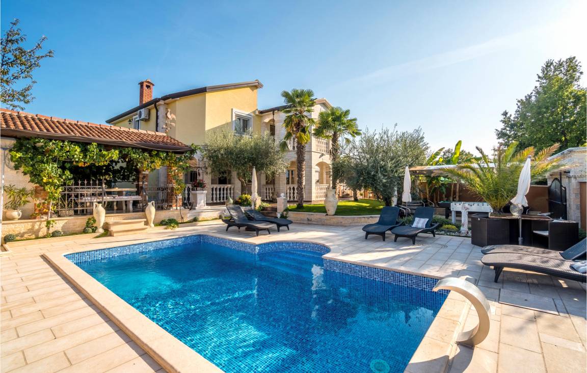 41 M² Apartment ∙ 2 Bedrooms ∙ 4 Guests - Funtana