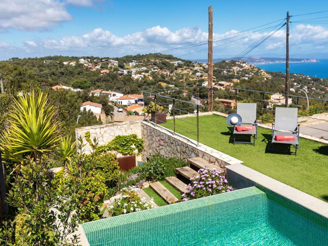 120 M² House ∙ 3 Bedrooms ∙ 5 Guests - Tamariu