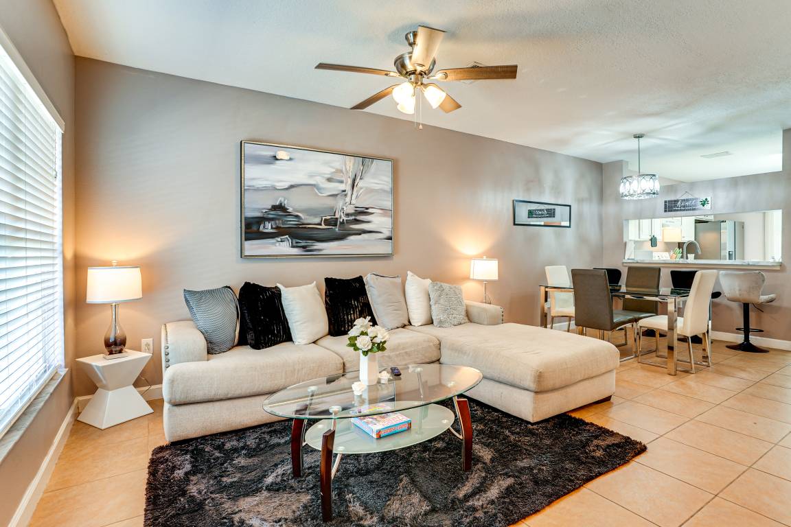 134 M² Ferienwohnung ∙ 2 Schlafzimmer ∙ 4 Gäste - Wesley Chapel, FL