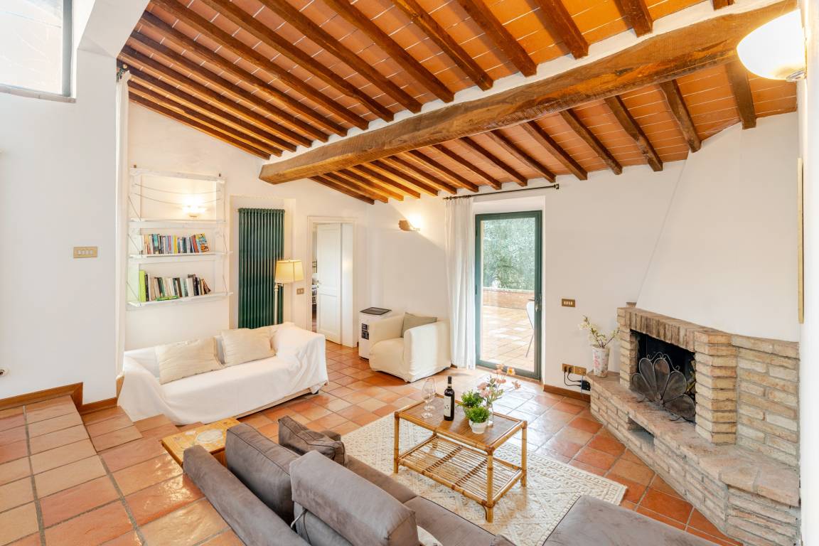 300 M² Villa ∙ 4 Bedrooms ∙ 8 Guests - Siena