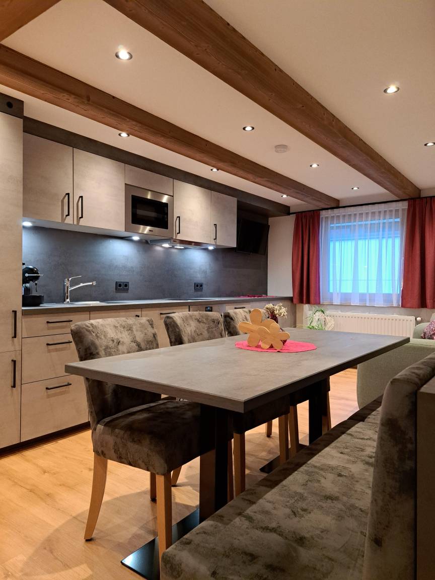65 M² Ferienwohnung ∙ 2 Schlafzimmer ∙ 4 Gäste - Galtür