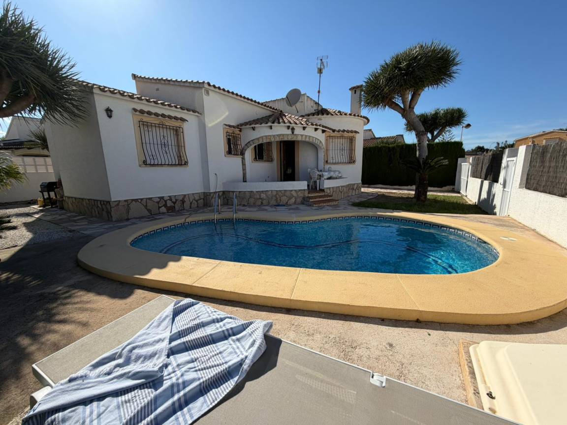 100 M² Villa ∙ 3 Schlafzimmer ∙ 6 Gäste - Dénia
