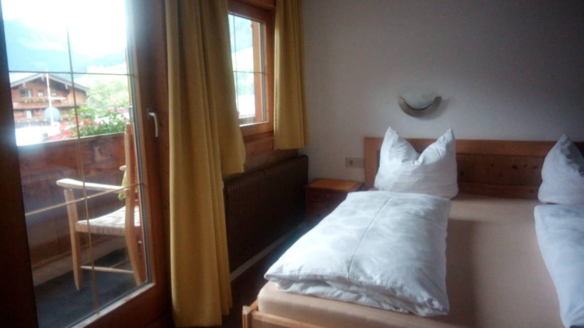 14 M² Hôtel ∙ 1 Chambre ∙ 2 Personnes - Fügen