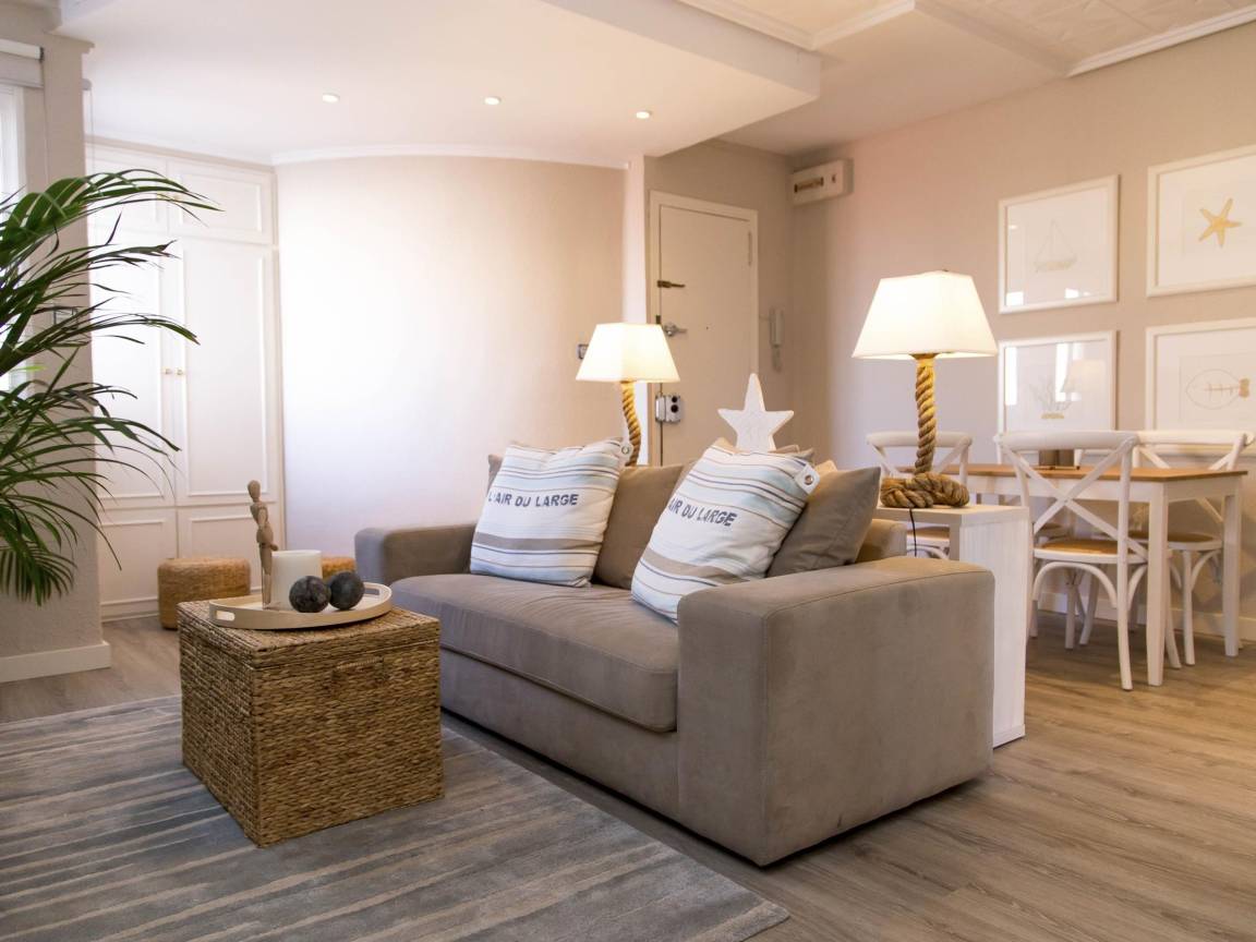 60 M² Apartamento ∙ 3 Quartos ∙ 6 Hóspedes - Valência