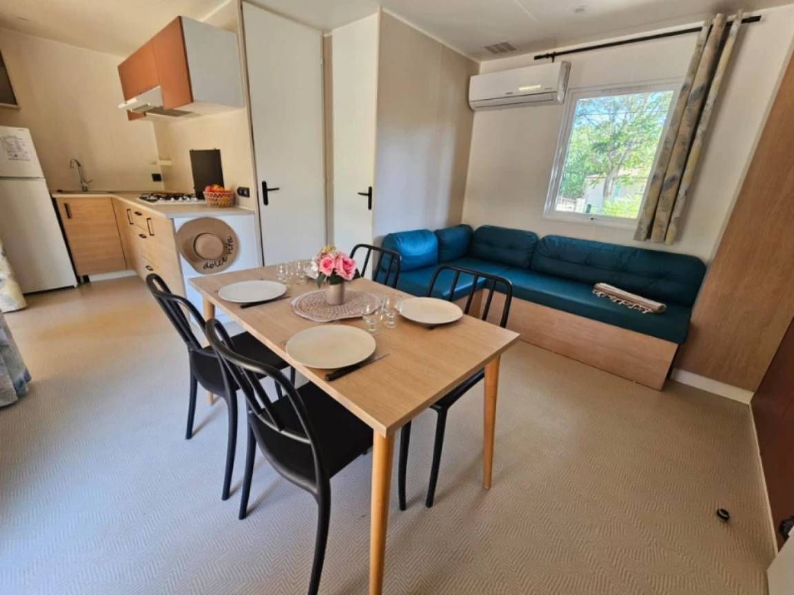 27 M² Camping ∙ 2 Chambres ∙ 4 Personnes - Bonnieux