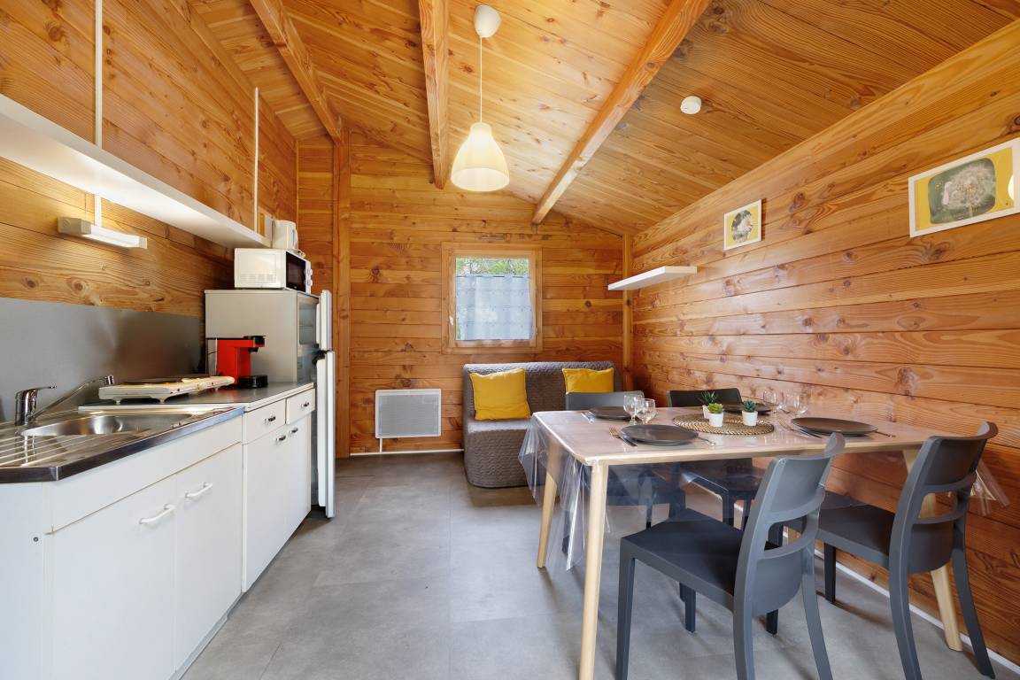 32 M² Camping-unterkunft ∙ 2 Schlafzimmer ∙ 6 Gäste - Sallertaine