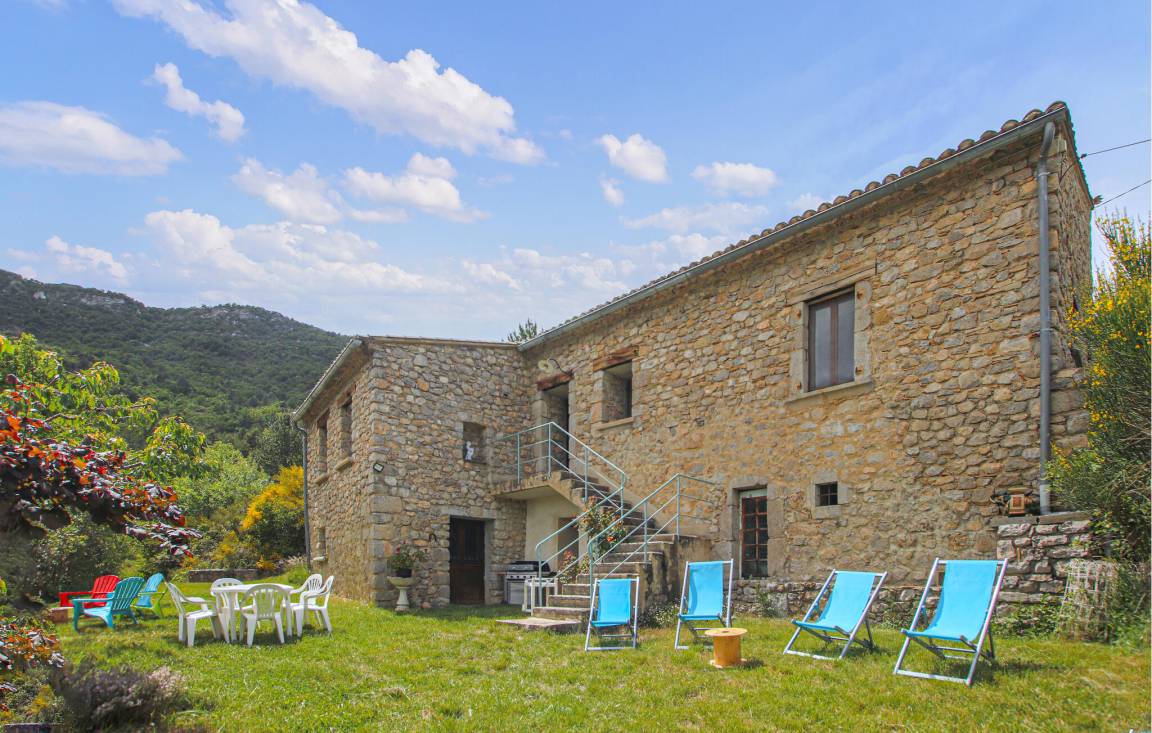 110 M² Longère ∙ 3 Chambres ∙ 6 Personnes - Drôme