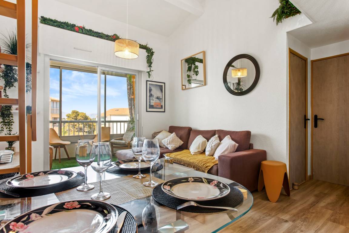 48 M² Appartement ∙ 2 Chambres ∙ 6 Personnes - Fréjus