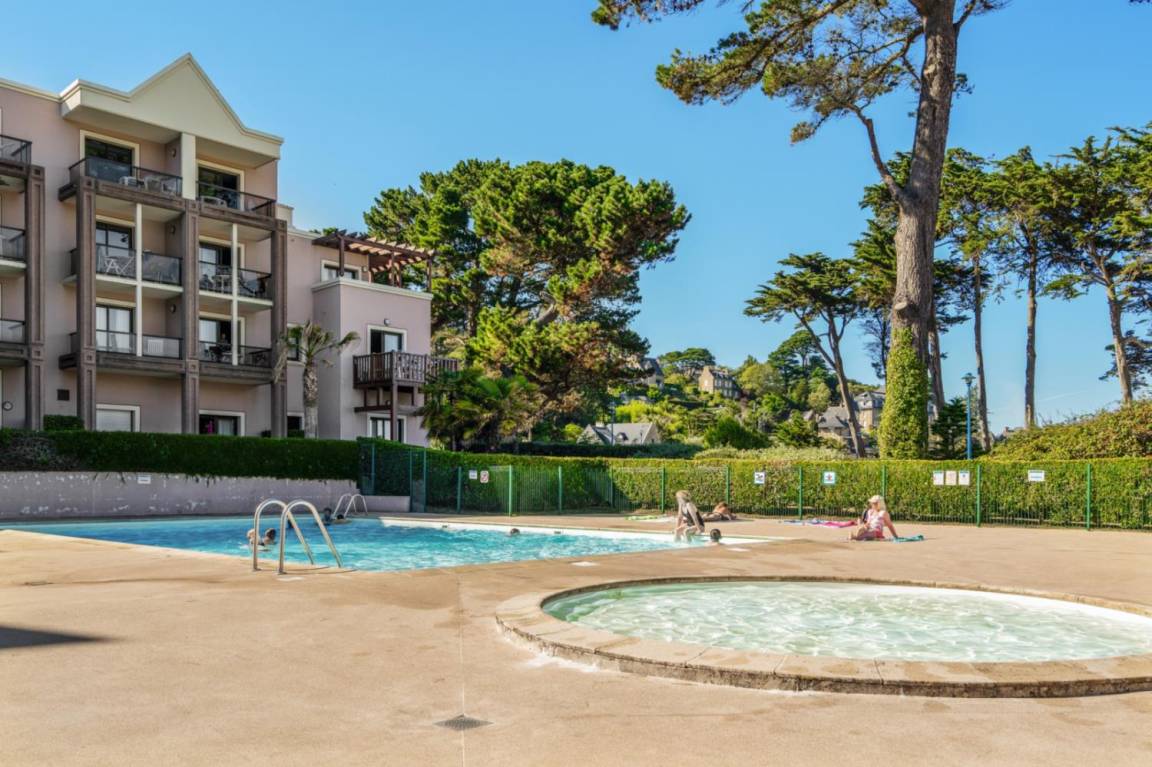 22 M² Appartement ∙ 4 Personnes - Perros-Guirec