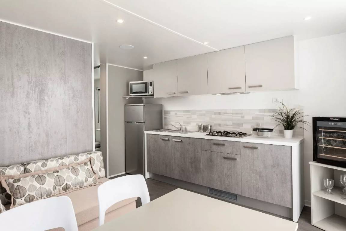 34 M² Mobilheim ∙ 1 Schlafzimmer ∙ 2 Gäste - Trevignano Romano
