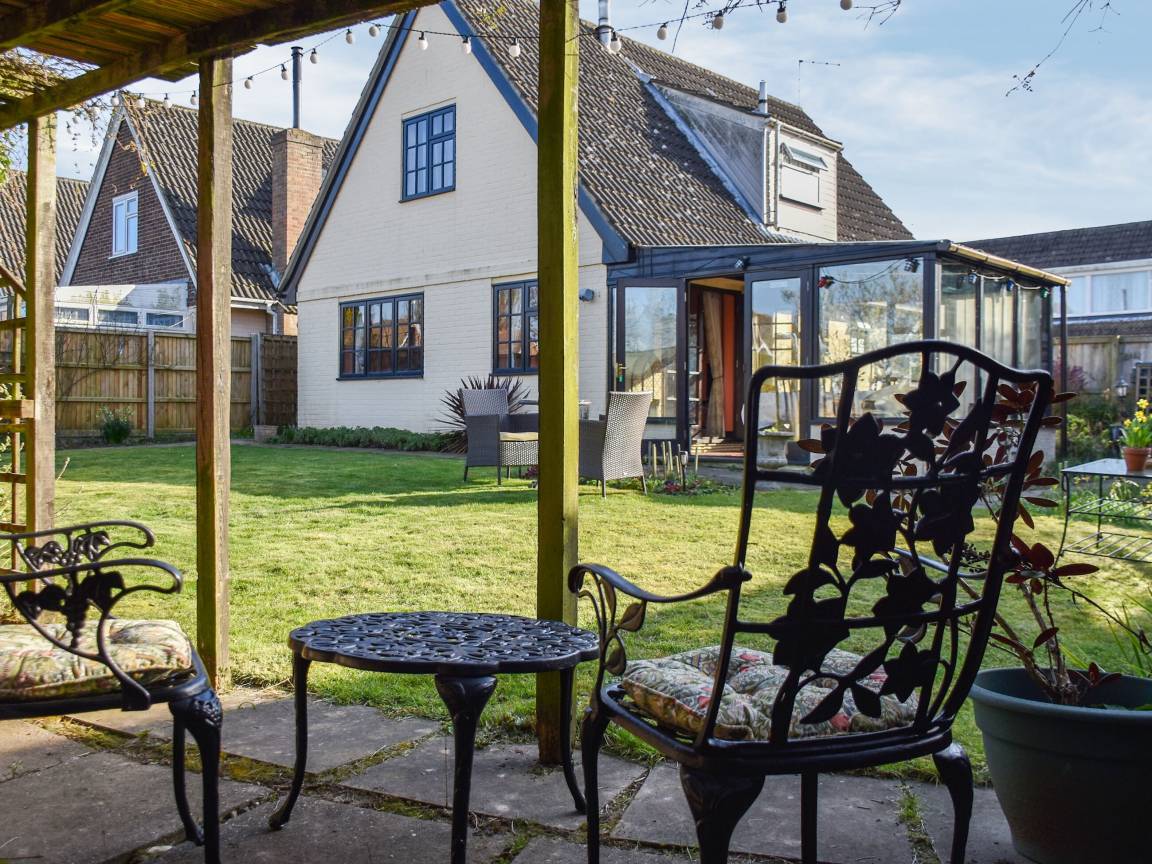 Cottage ∙ 3 Bedrooms ∙ 6 Guests - Sea Palling