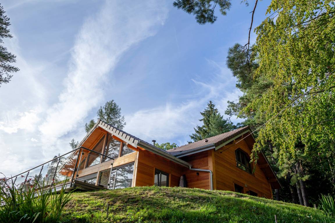 135 M² Cottage ∙ 3 Bedrooms ∙ 8 Guests - Alps