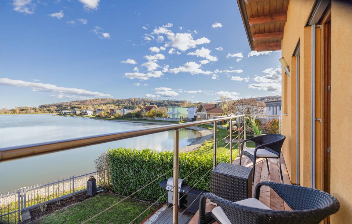 75 M² Ferienhaus ∙ 2 Schlafzimmer ∙ 4 Gäste - Stegersbach