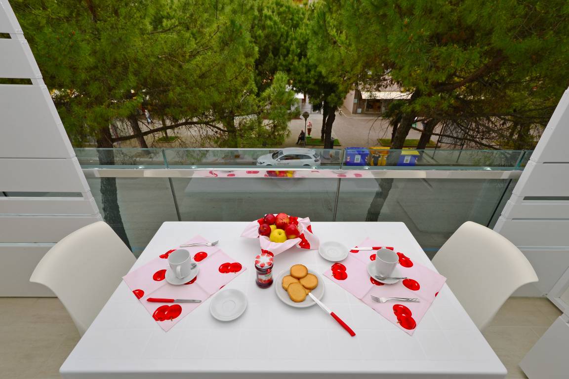 55 M² Ferienwohnung ∙ 3 Schlafzimmer ∙ 7 Gäste - Lignano Sabbiadoro