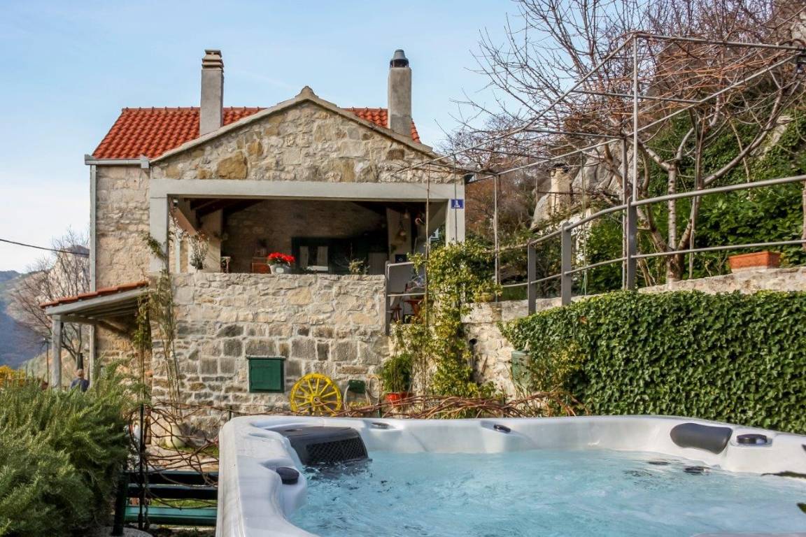118 M² Ferienhaus ∙ 2 Schlafzimmer ∙ 4 Gäste - Mimice