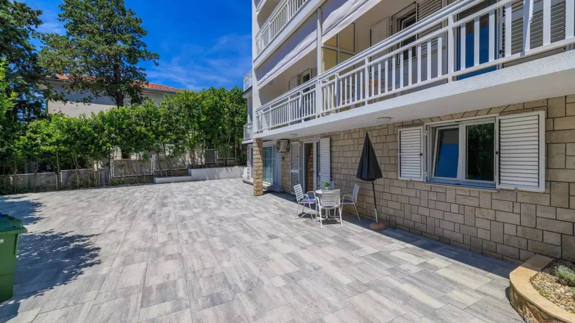 70 M² Ferienwohnung ∙ 3 Schlafzimmer ∙ 8 Gäste - Crikvenica