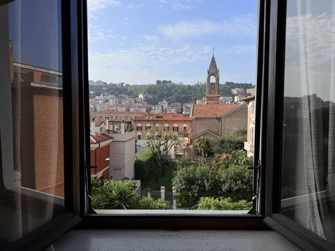 Appartamento Vacanza ∙ 3 Camere Da Letto ∙ 6 Ospiti - Ancona