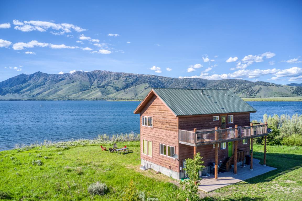177 M² Cabin ∙ 4 Bedrooms ∙ 9 Guests - Henrys Lake, ID